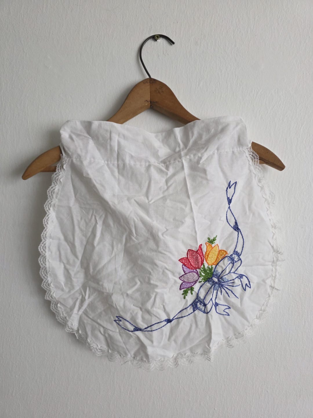 Vintage French Country Cottage White Floral Hand Embroidered & Lace ...