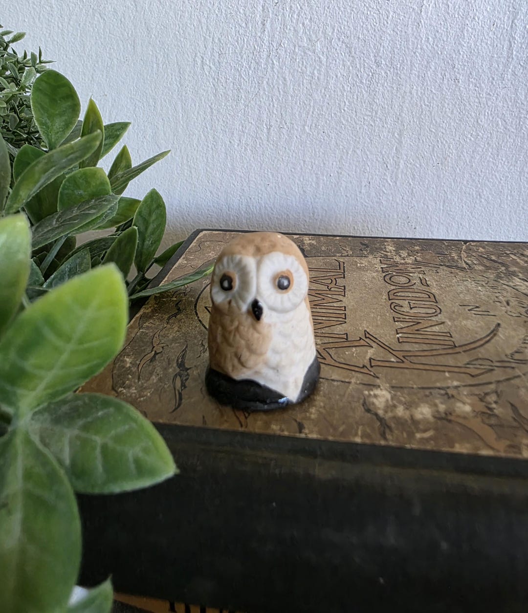 Vintage Mini / Miniature Porcelain Owl Thumb Sewing Thimble / Figurine ...