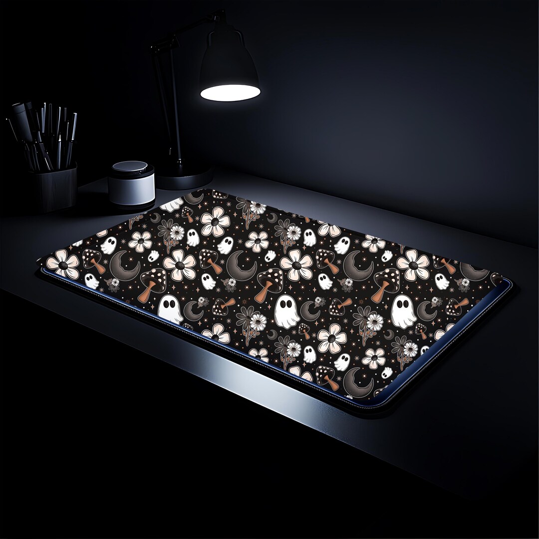 Halloween Desk Mat, Halloween Desk Mat Keyboard Rug Cute Ghost Desk ...