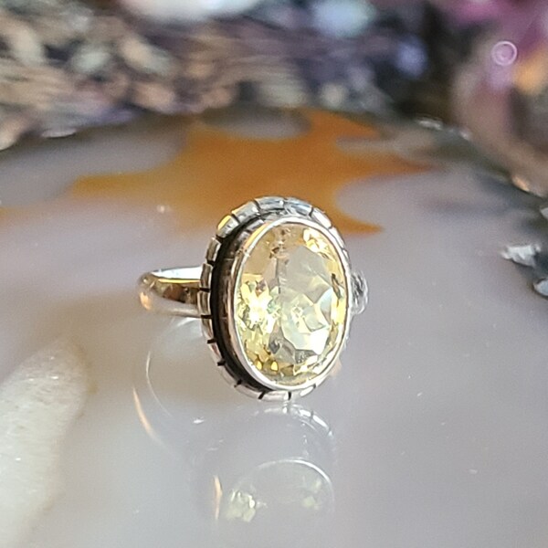 Lemon Quartz Ring - Etsy