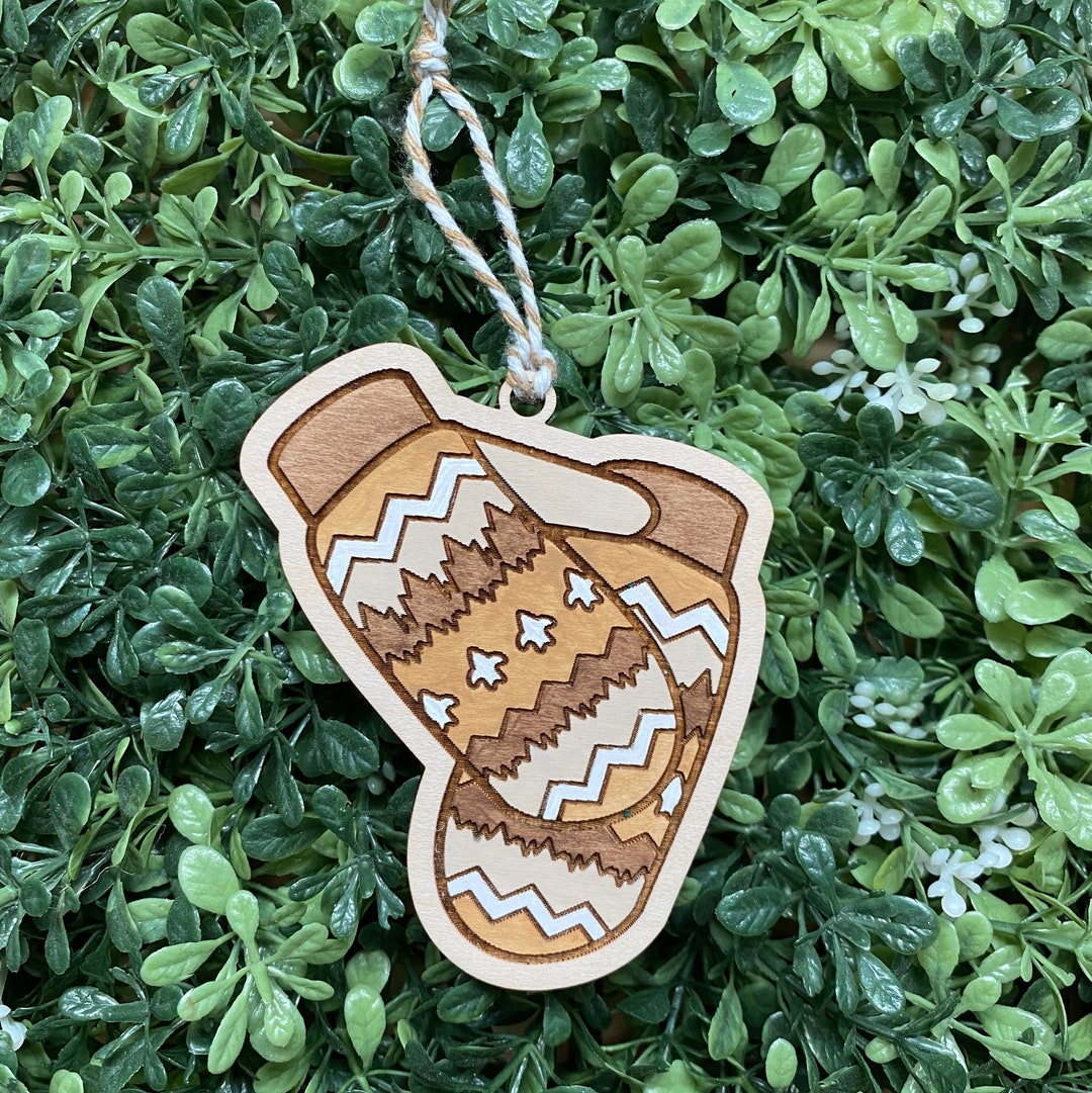 Bernie Sanders Mittens Ornament 2021 Memento Funny Ornament 2021 - Etsy