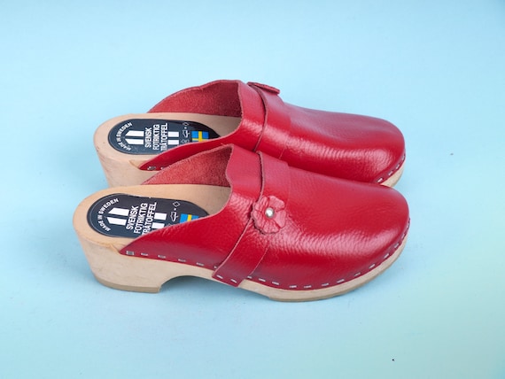 Vintage Red Swedish Wood Clogs/ Svensk Fotriktig Tratoffel | Etsy