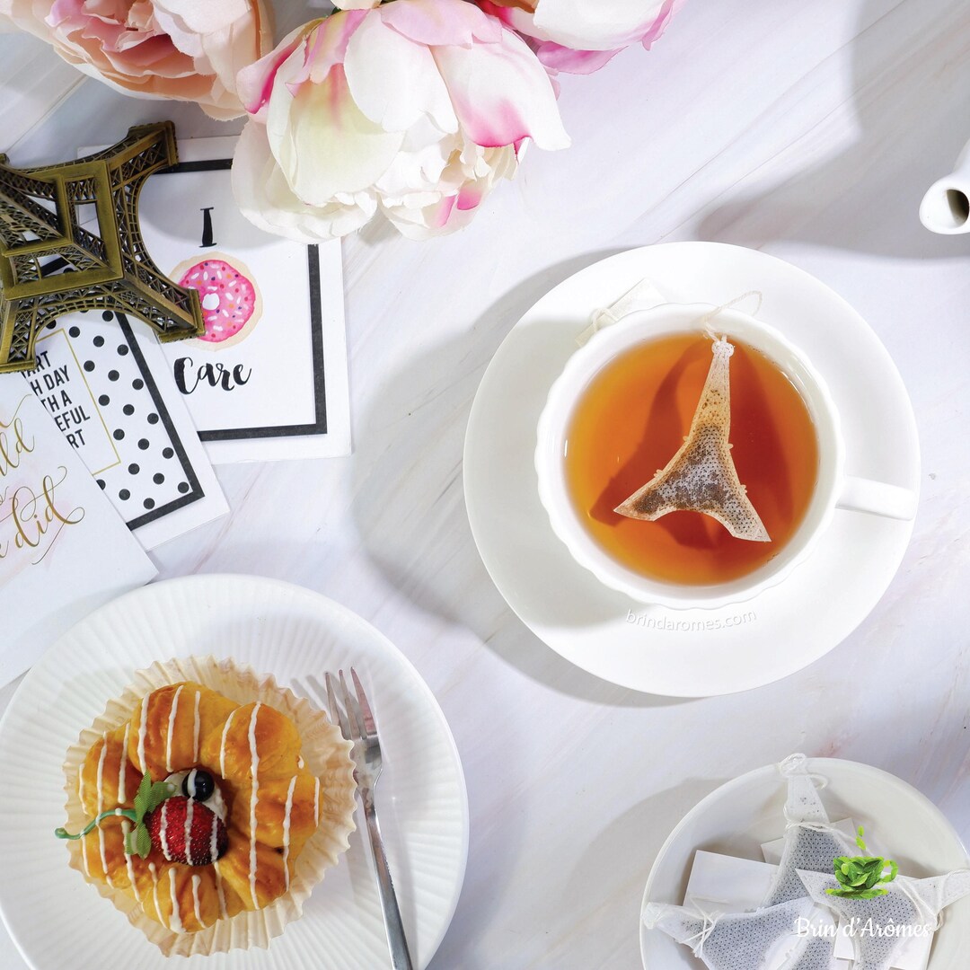 5 Eiffel Tower Shaped Tea Bags for Paris Lovers. Romantic French ...