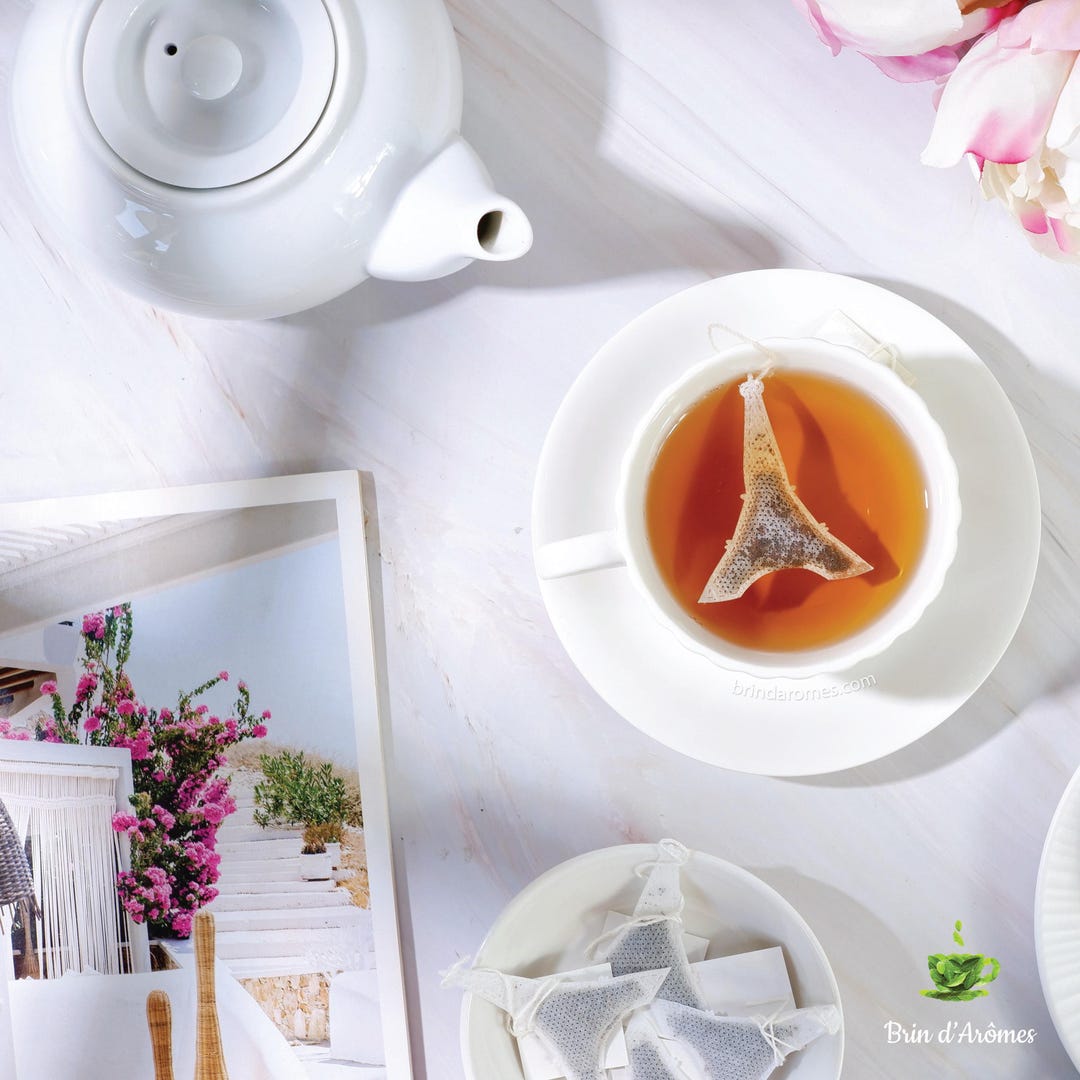 1 Eiffel Tower Shaped Tea Bag Sample for Paris Souvenir & Lovers ...