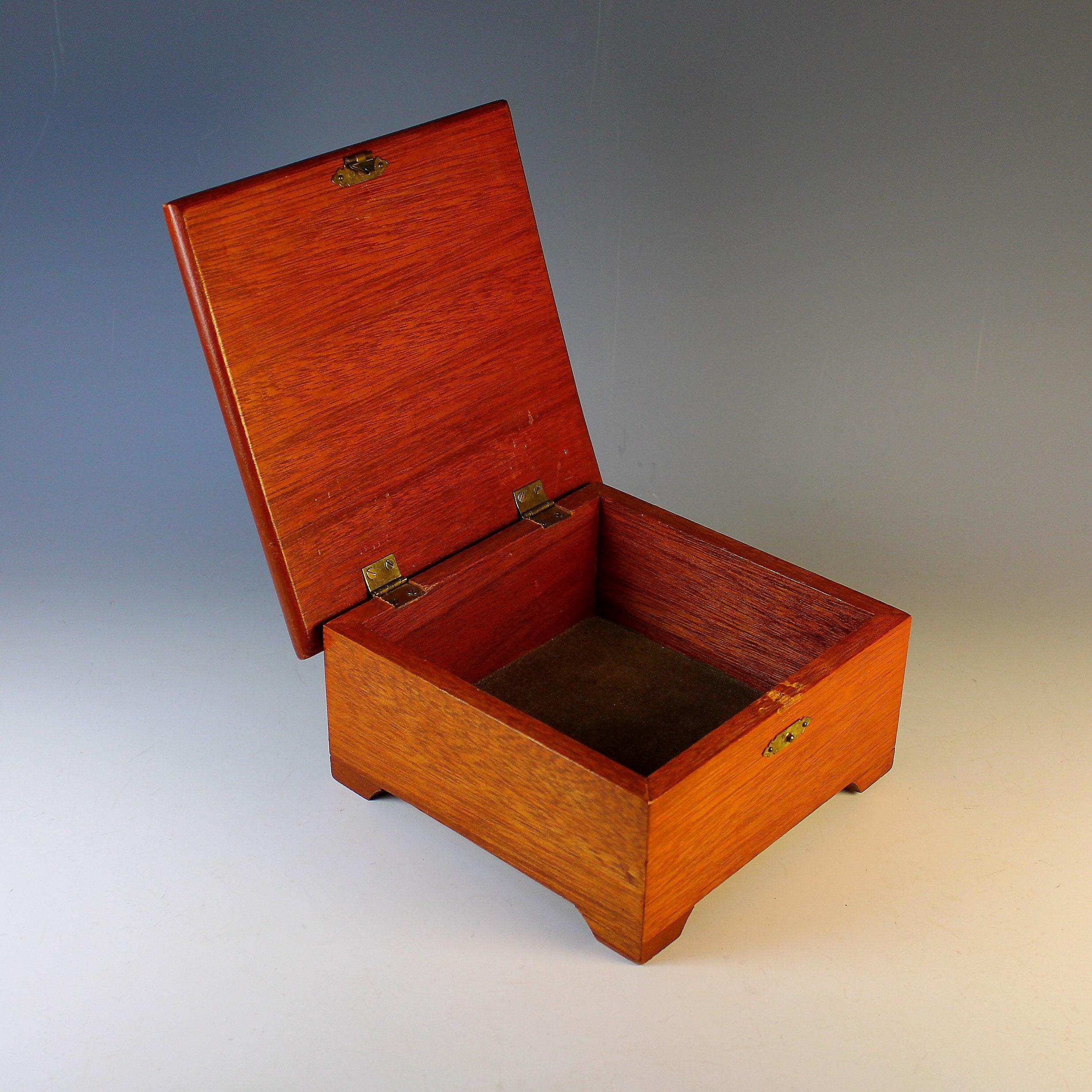 Vintage Square Wood Box With Inlaid Hand Painted Signed Tile Top - Etsy ...