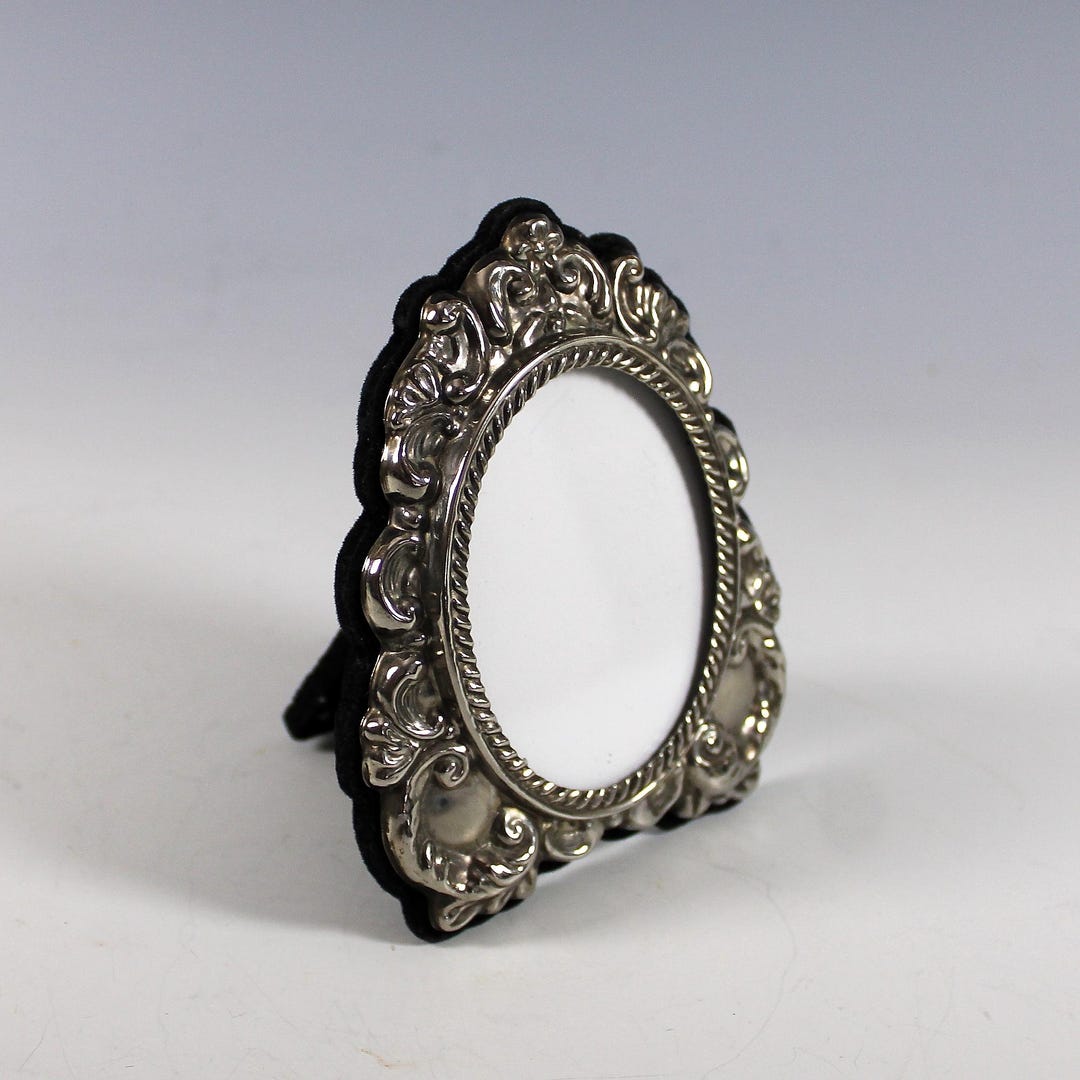 Vintage Silverplate Oval Picture Frame - Etsy