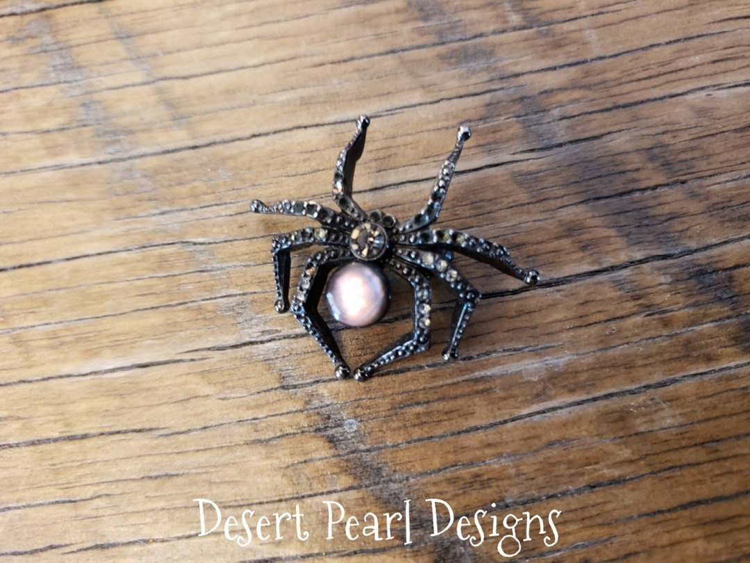 Black Spider Brooch, Vintage Spider Pin, Statement Jewelry, Unique ...