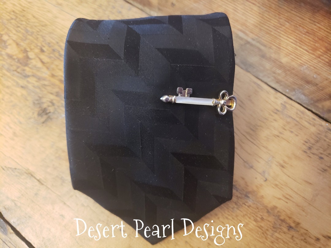 Vintage Key Necktie Bar, Retro Key Tie Bar, White and Gold Toned Tie ...