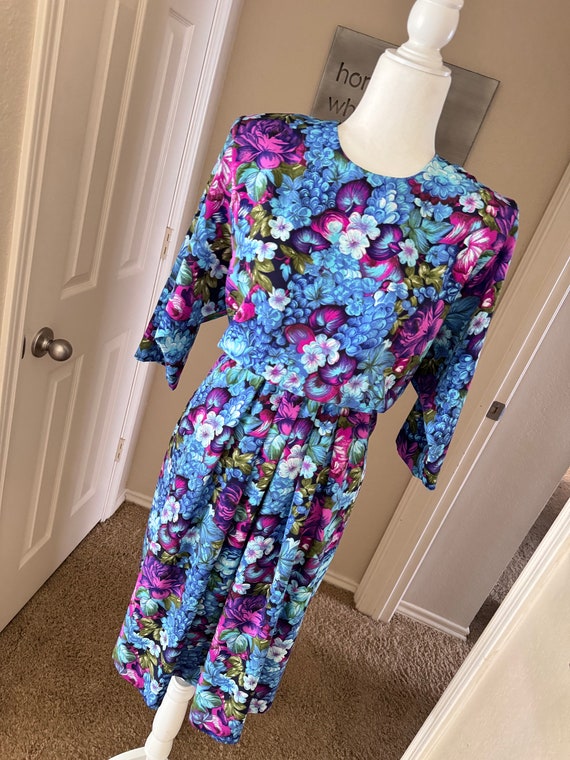 Pellini Petites by Von Bramlett Vintage Floral Mid Le… - Gem