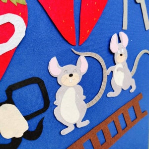 The Little Mouse the Red Ripe Strawberry/little Mouse's Big Red ...