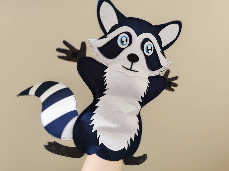 The Kissing Hand felt hand puppet/Flannel Board | Etsy