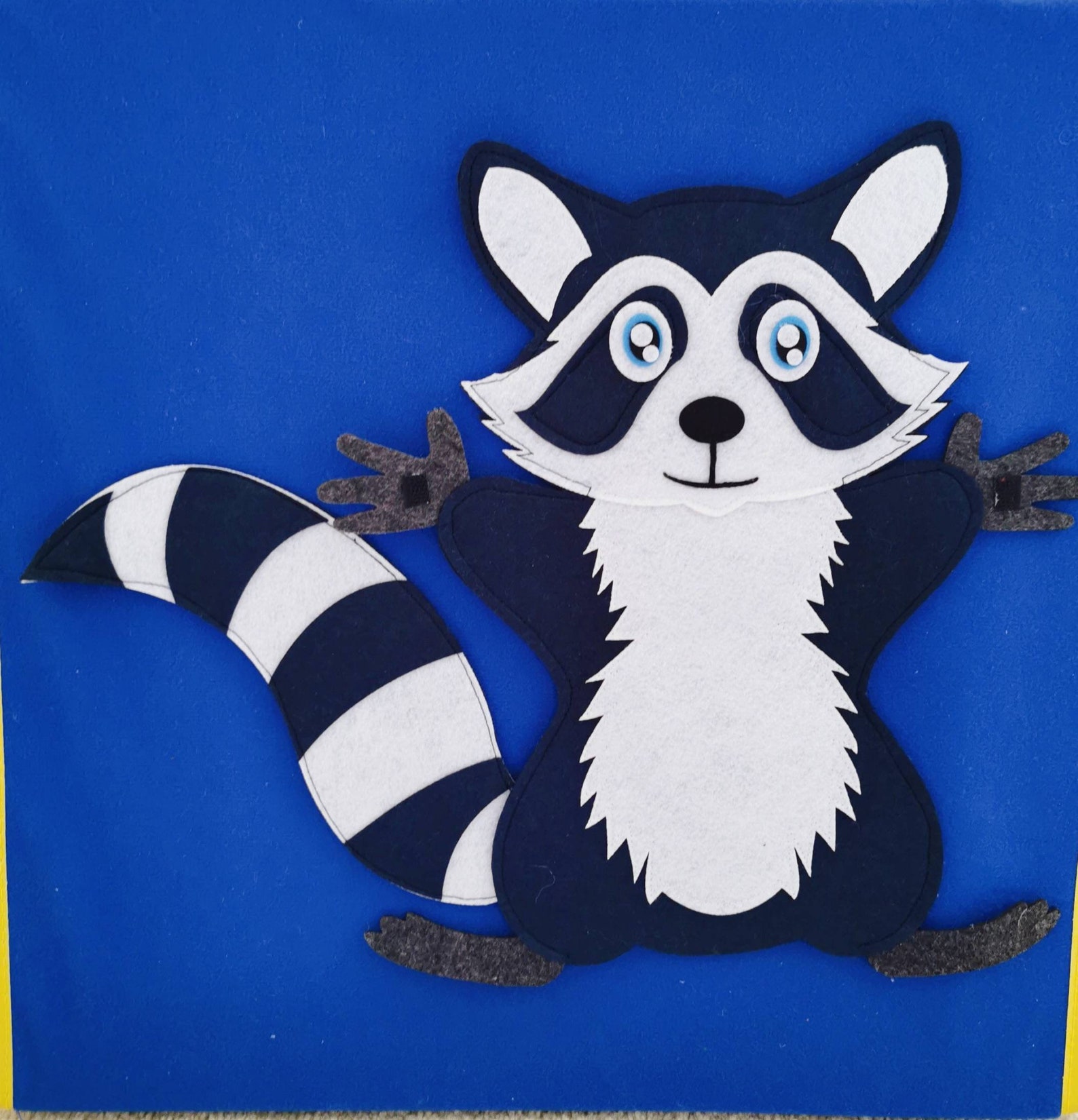 The Kissing Hand felt hand puppet/Flannel Board | Etsy