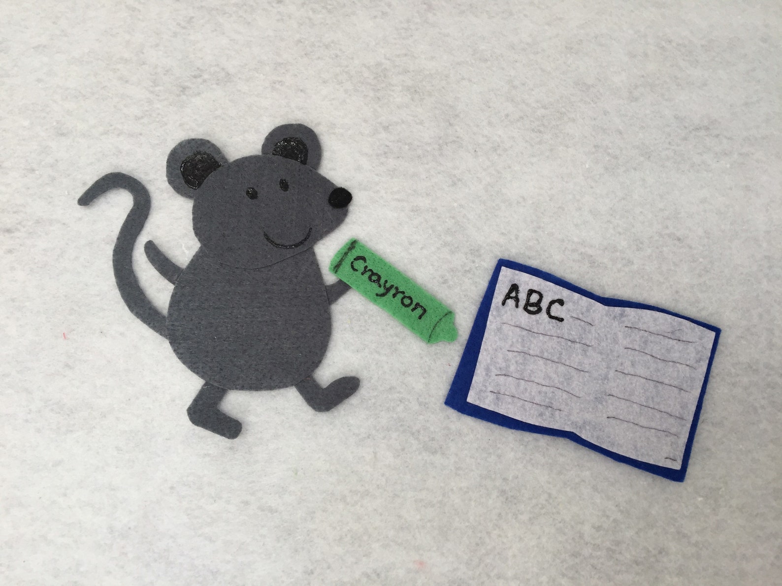 Mouse's First Day of School Felt Story/flannel Board/preschool/teacher ...