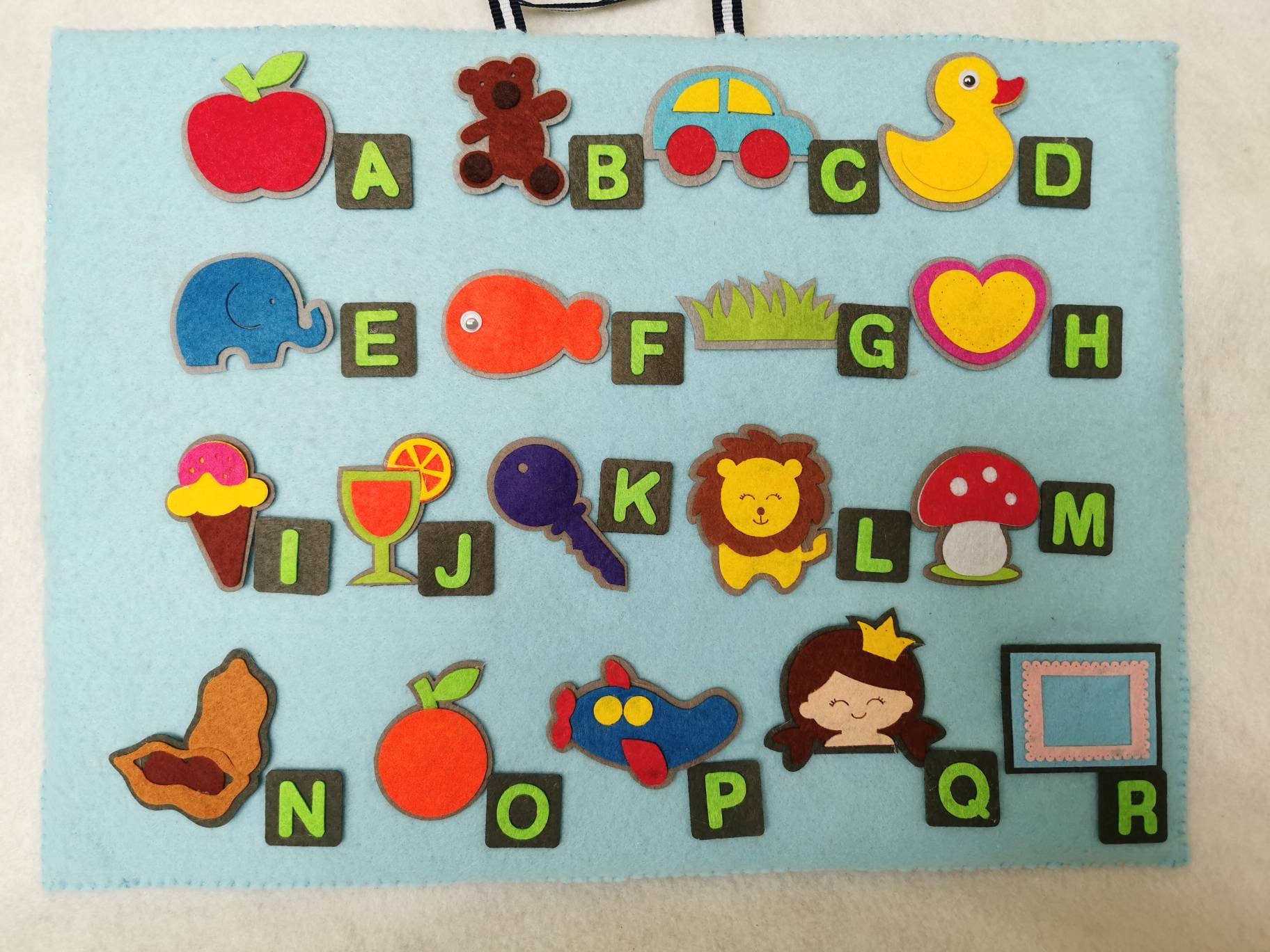 I SPY ABC Quiet Felt Book/montessori Alphabet Matching Game/letters ...