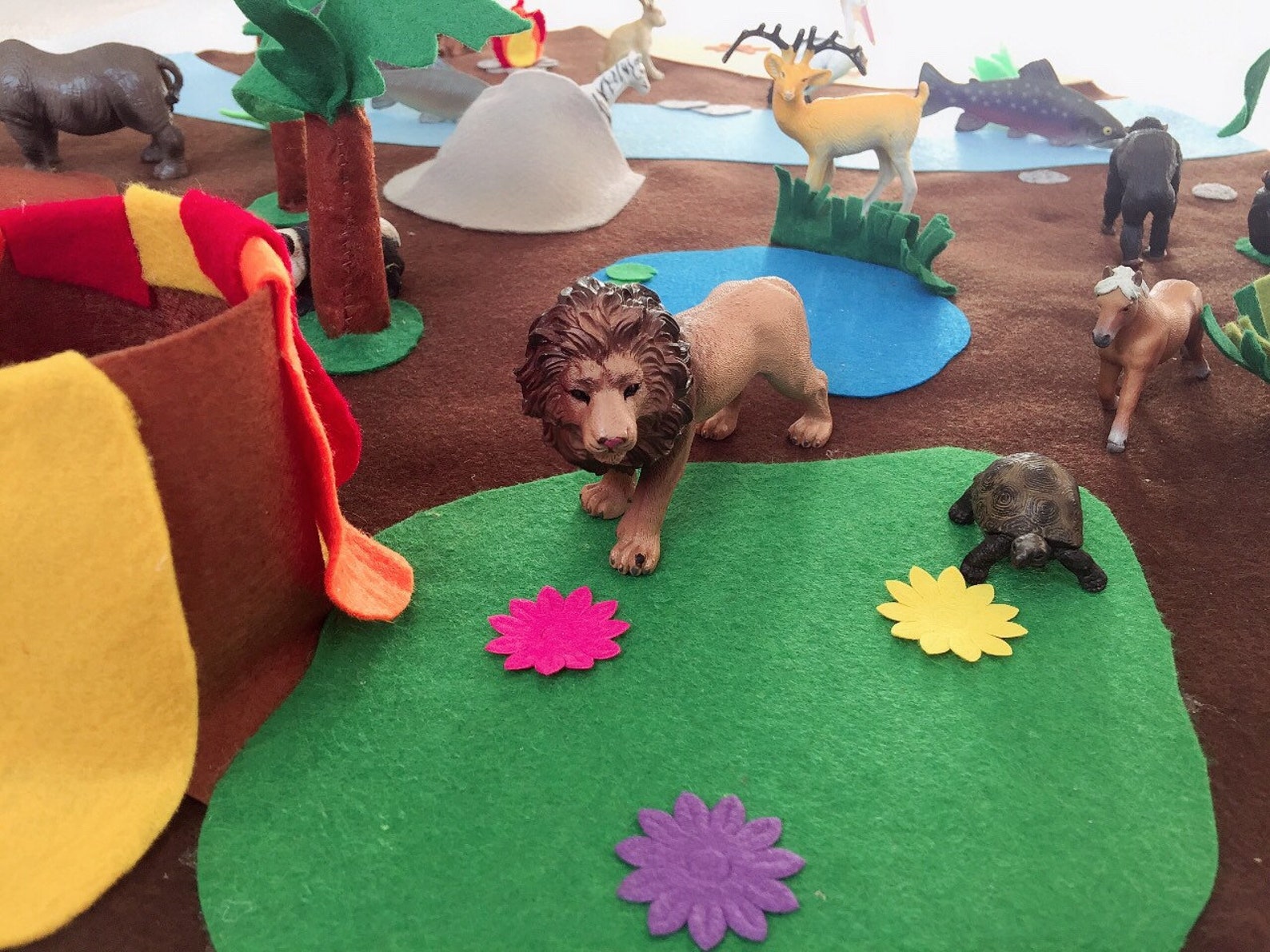 3D Felt Safari Large Play Mat/a Roll-up Safari Animal Themed - Etsy