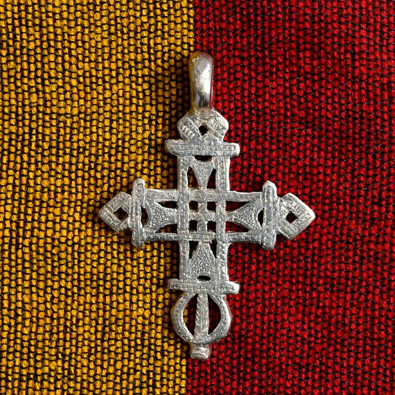 Ethiopian neck cross orthodox Rasta Lion of Judah 99Z5 - Gem
