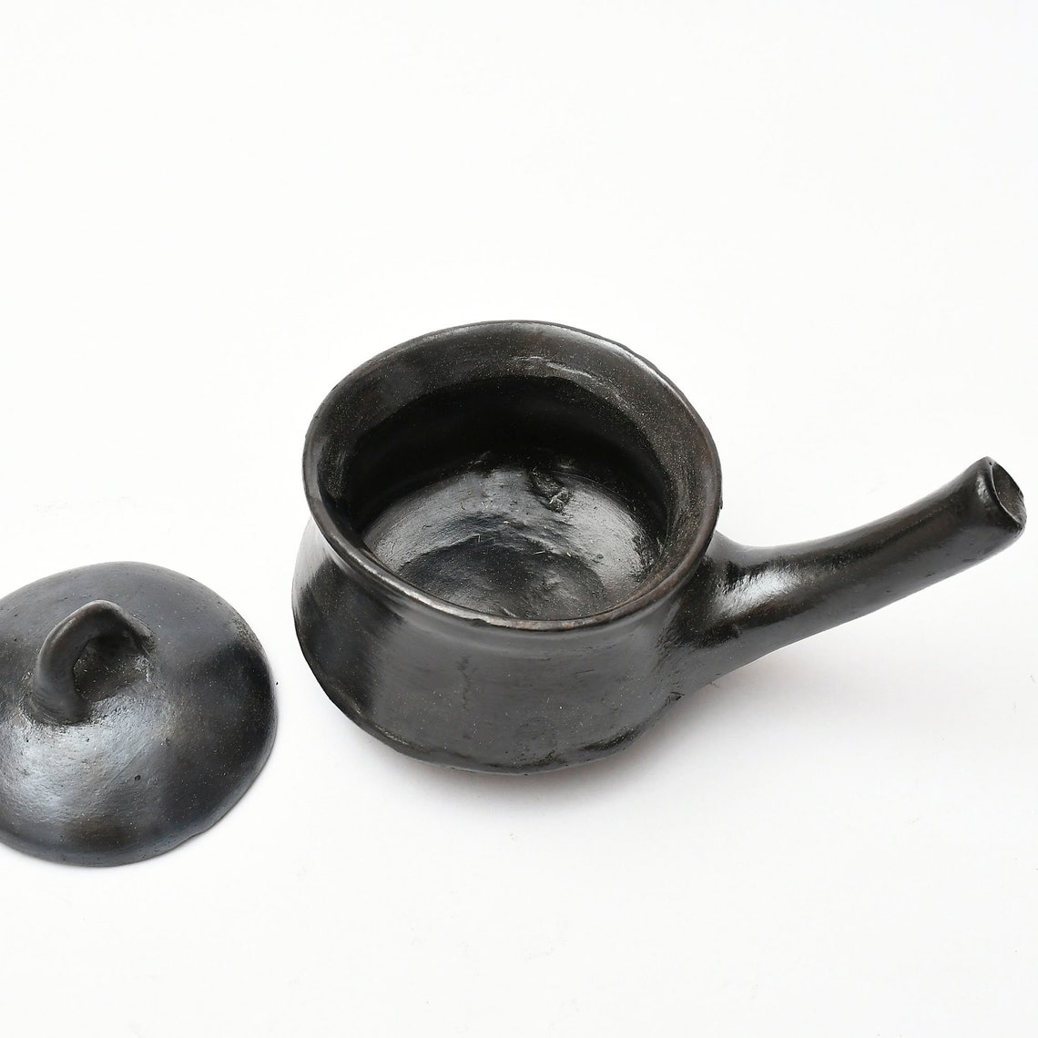 Tradtional Ethiopian Cooking Pot Made of Clay የሸክላ ድስት African ...