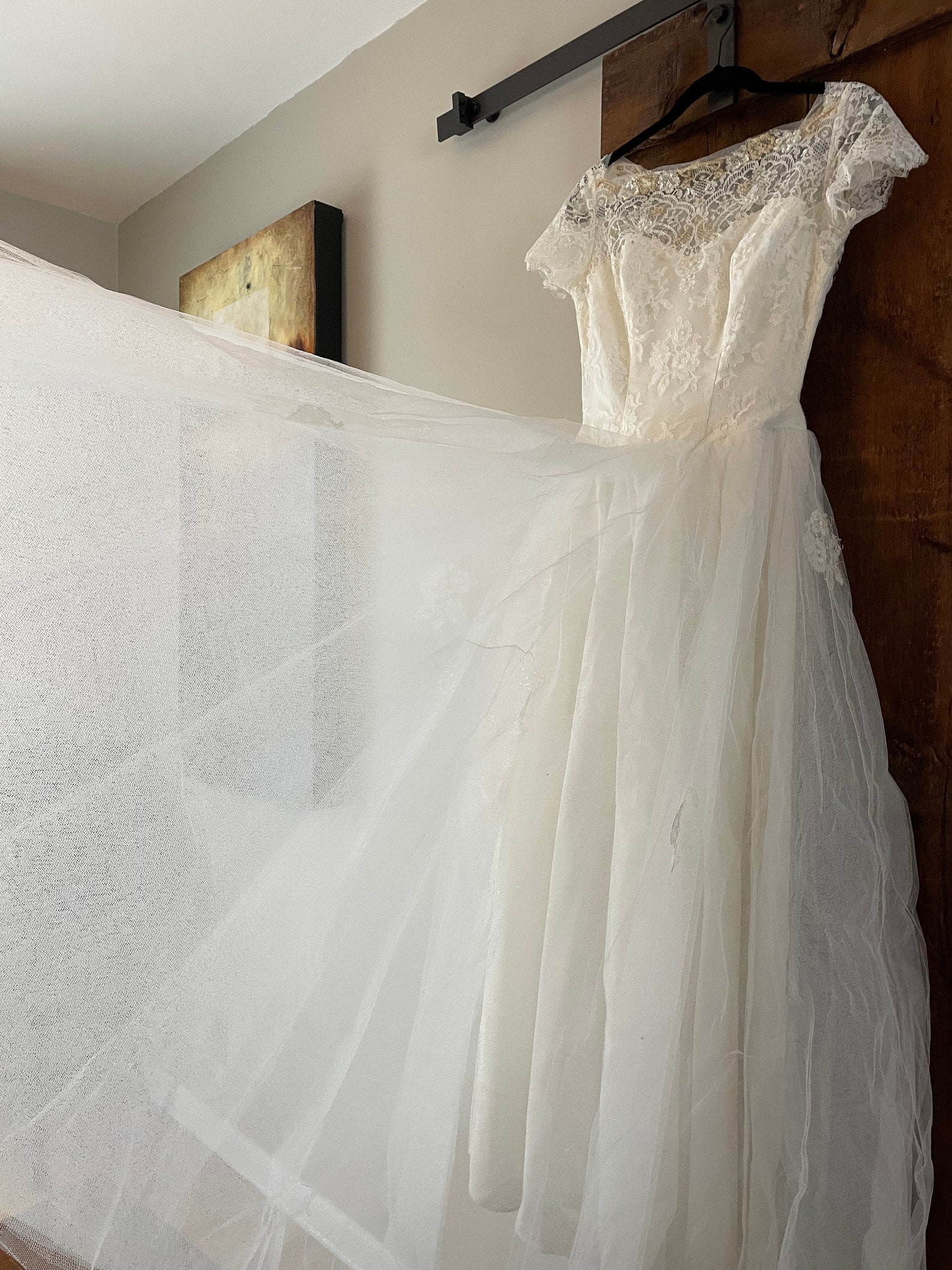 Vintage 1958 Wedding Dress, White Fancy Bodice Lace and Tulle, Taffeta ...