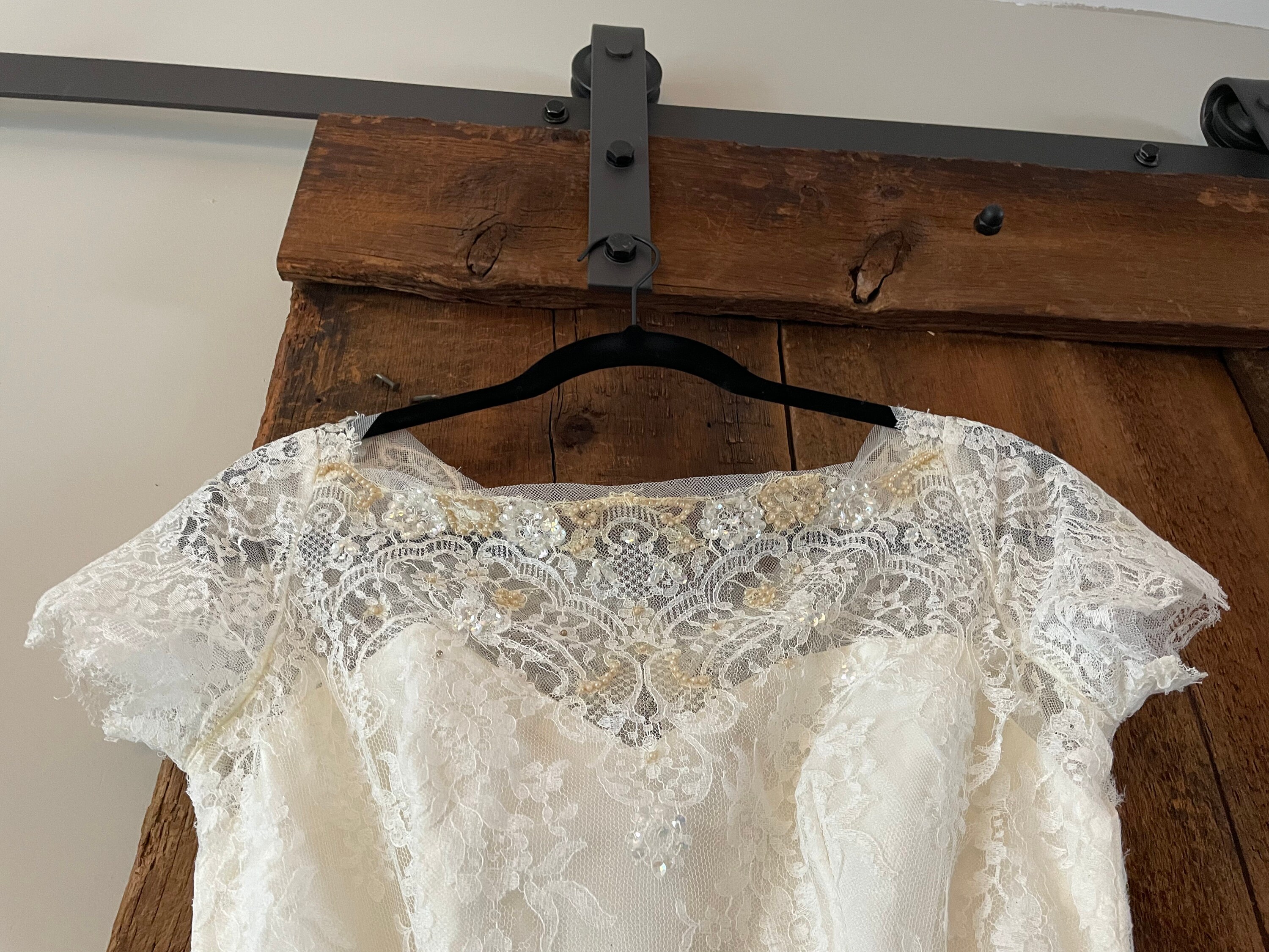Vintage 1958 Wedding Dress, White Fancy Bodice Lace and Tulle, Taffeta ...