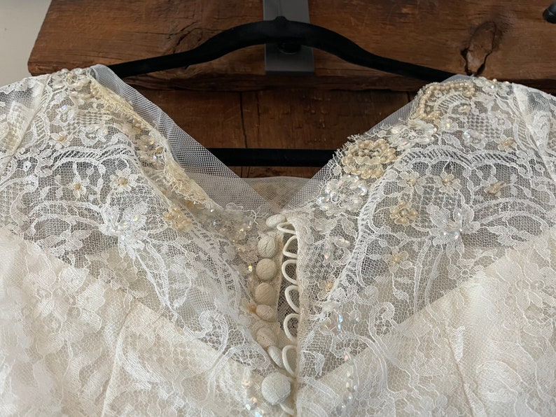 Vintage 1958 Wedding Dress White Fancy Bodice Lace and Tool - Etsy