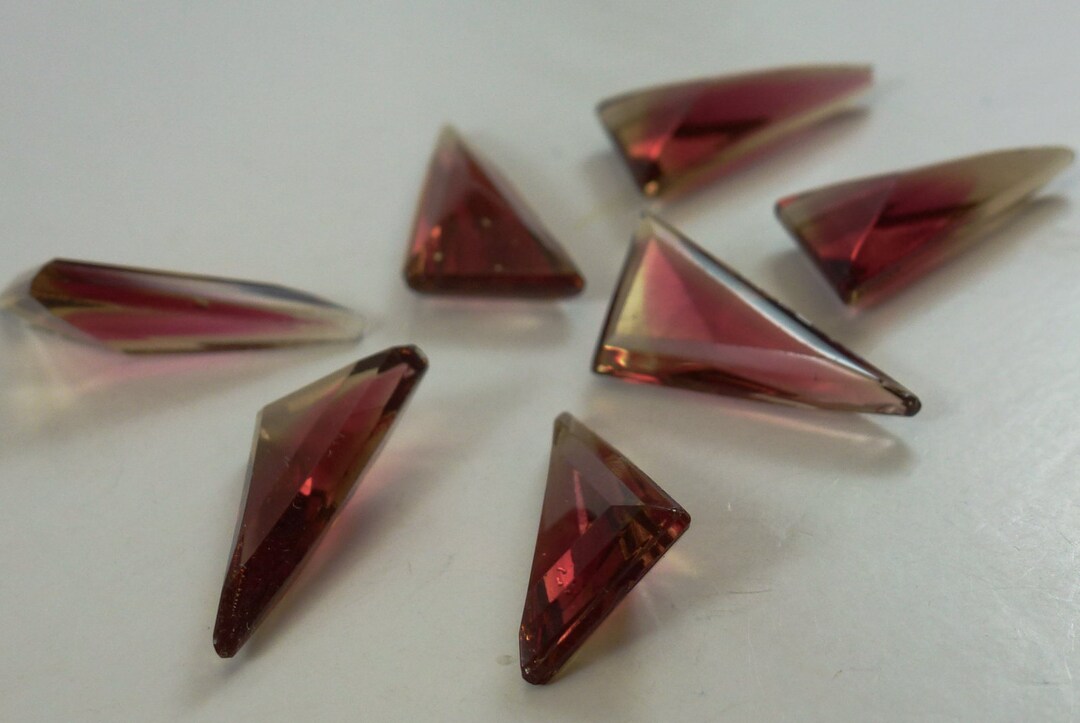 6 Rare Vintage 2-tone Red Topaz Bi-color Triangle 19x10mm - Etsy