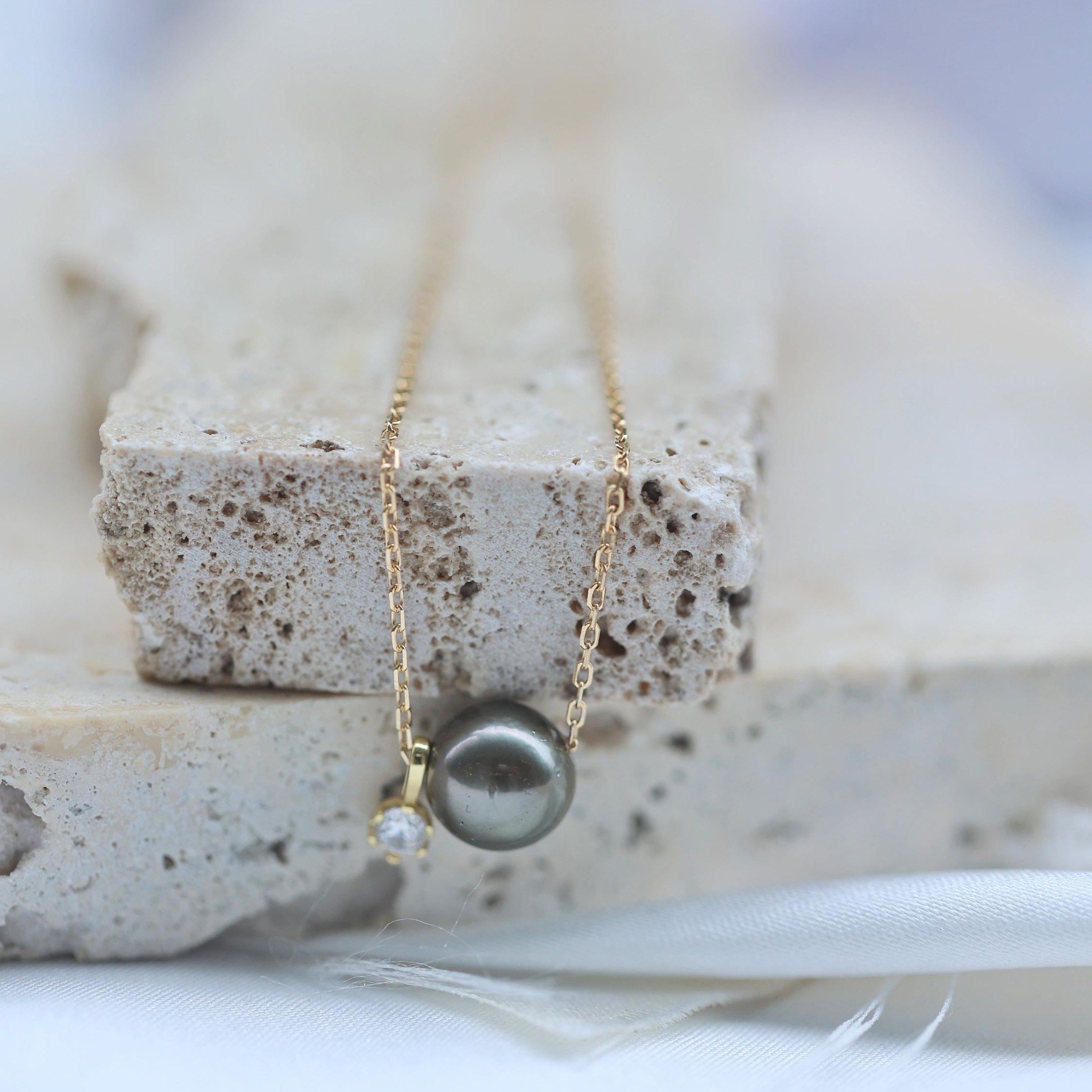Pearl Floating Necklace With Silver Blue Akoya Pearl, Three Other Types ...