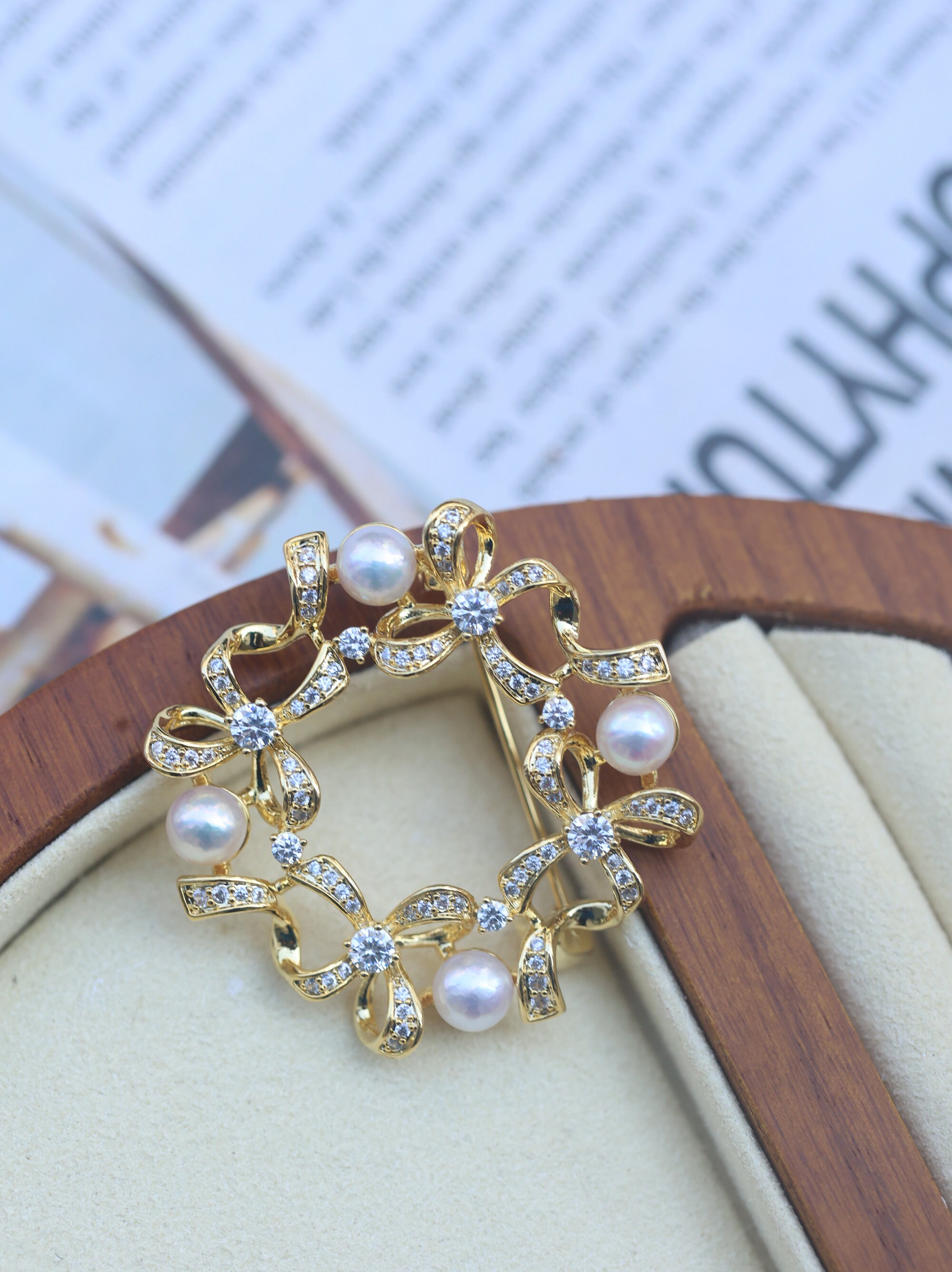 Circle Japanese Akoya Pearl Broochribbon/bow Brooch Gold Plated,brooch ...