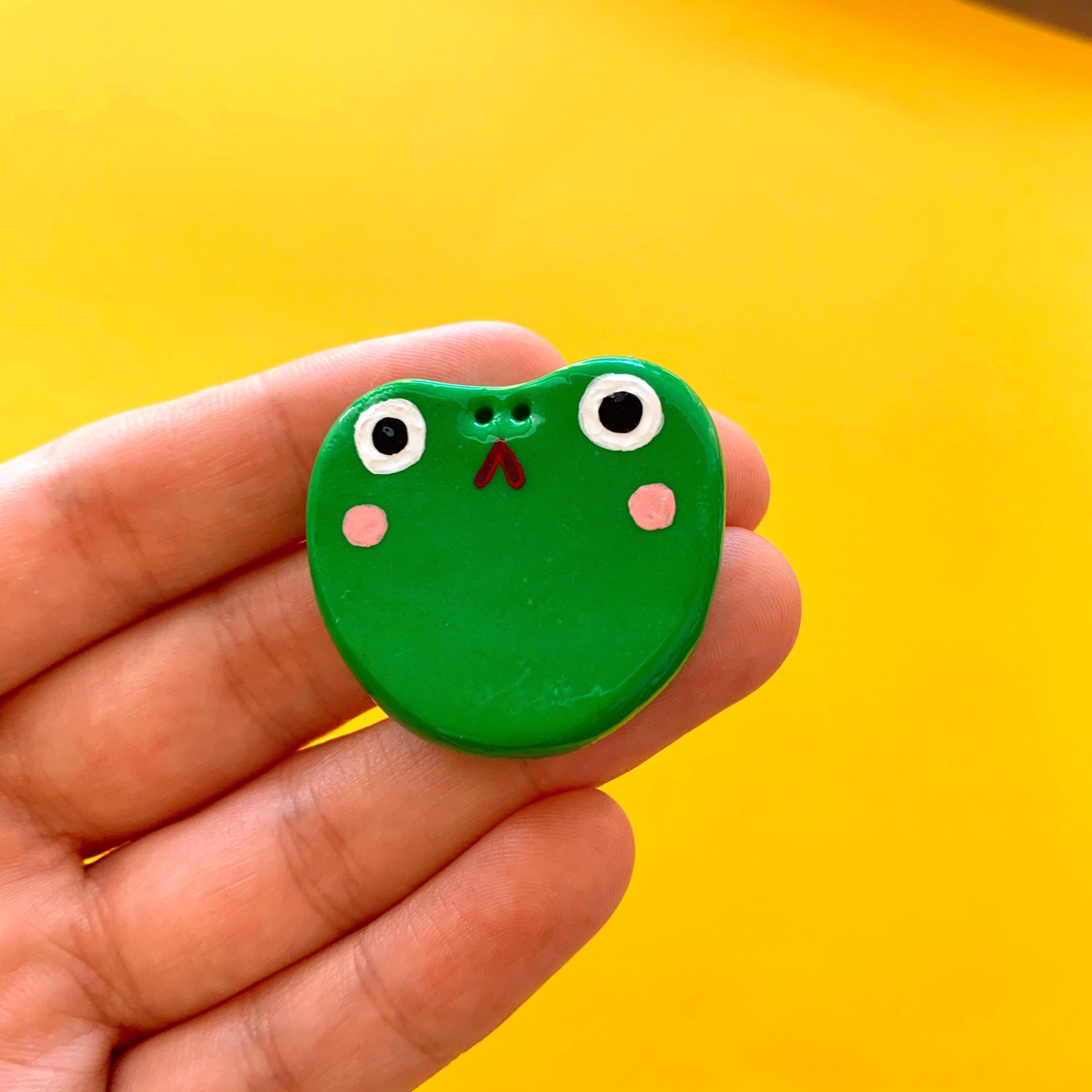 Froggy Friends Clay Pin - Etsy