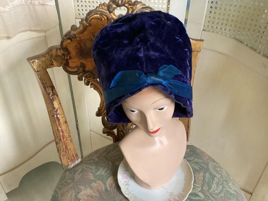 REDUCED! Authentic 1920’s Flapper Cobalt Blue Cloche Velvet Hat With ...