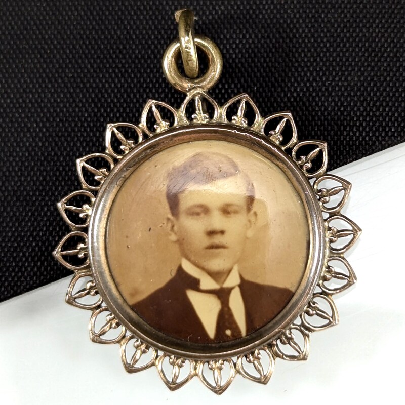 Glass Frame Locket - Etsy