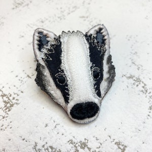 Badger Brooch, Embroidered and Painted Fabric Badger Pin - Etsy UK