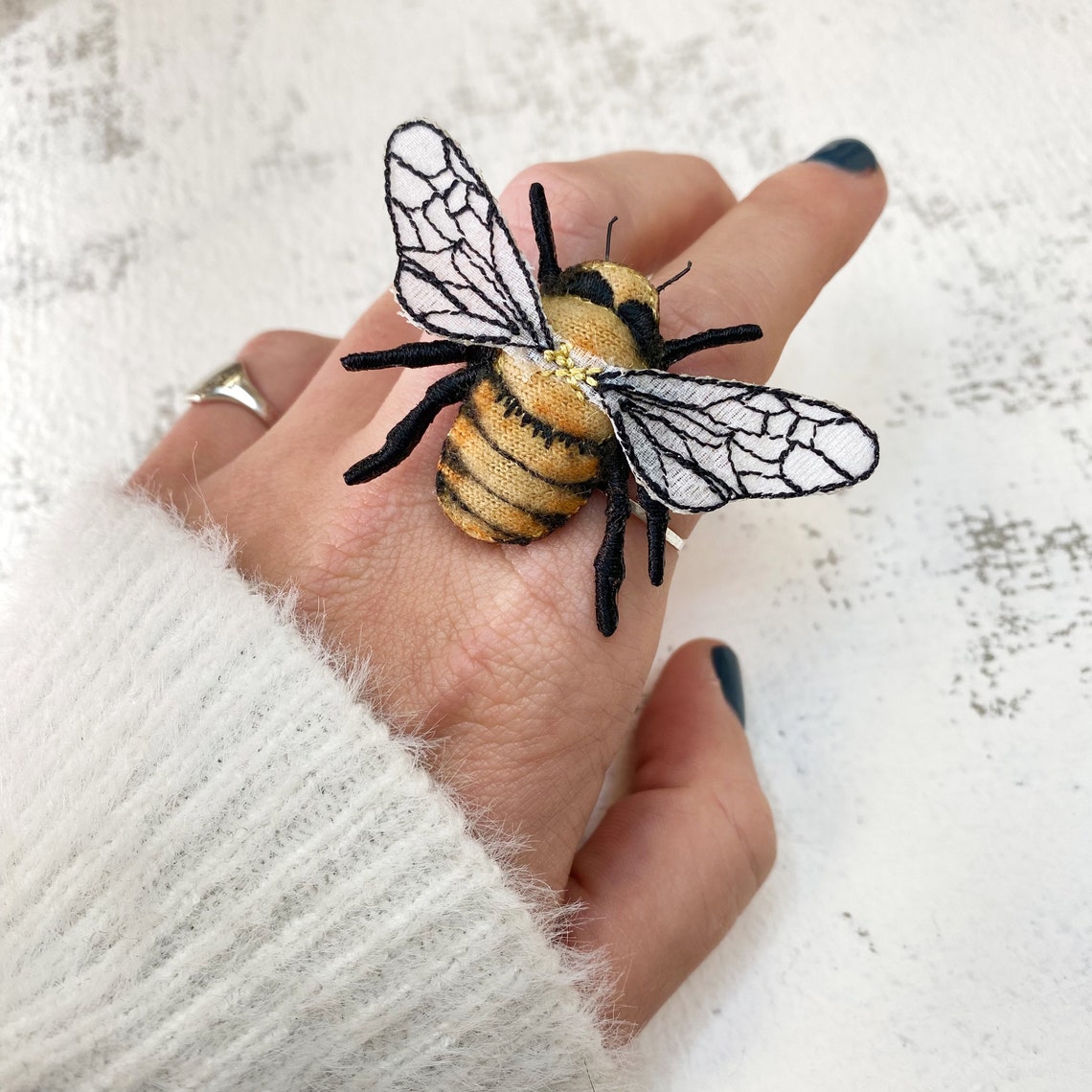 Bumblebee Brooch Embroidered Bee Insect Pin Nature Brooch - Etsy