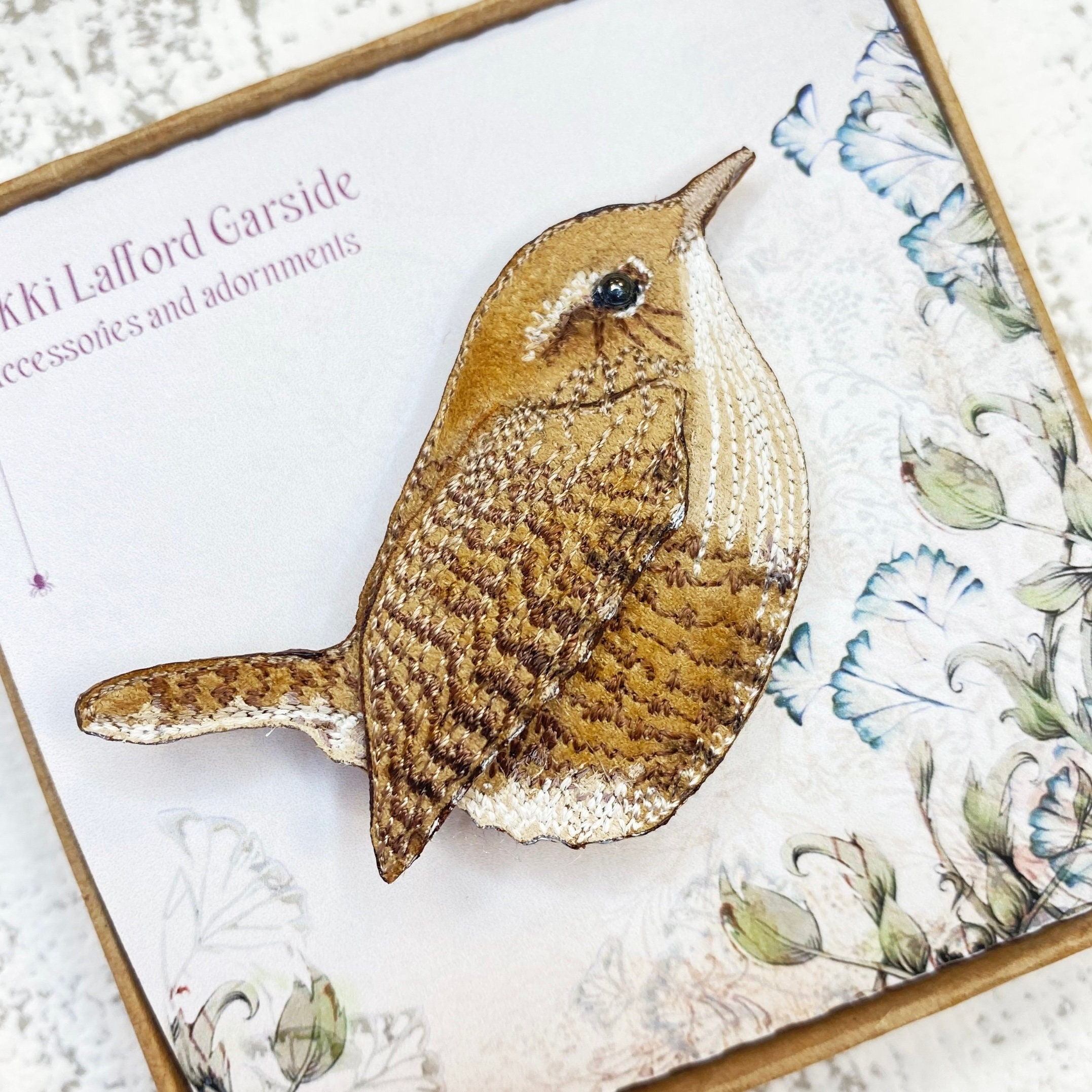 Embroidered and Hand Painted Wren Brooch - Etsy