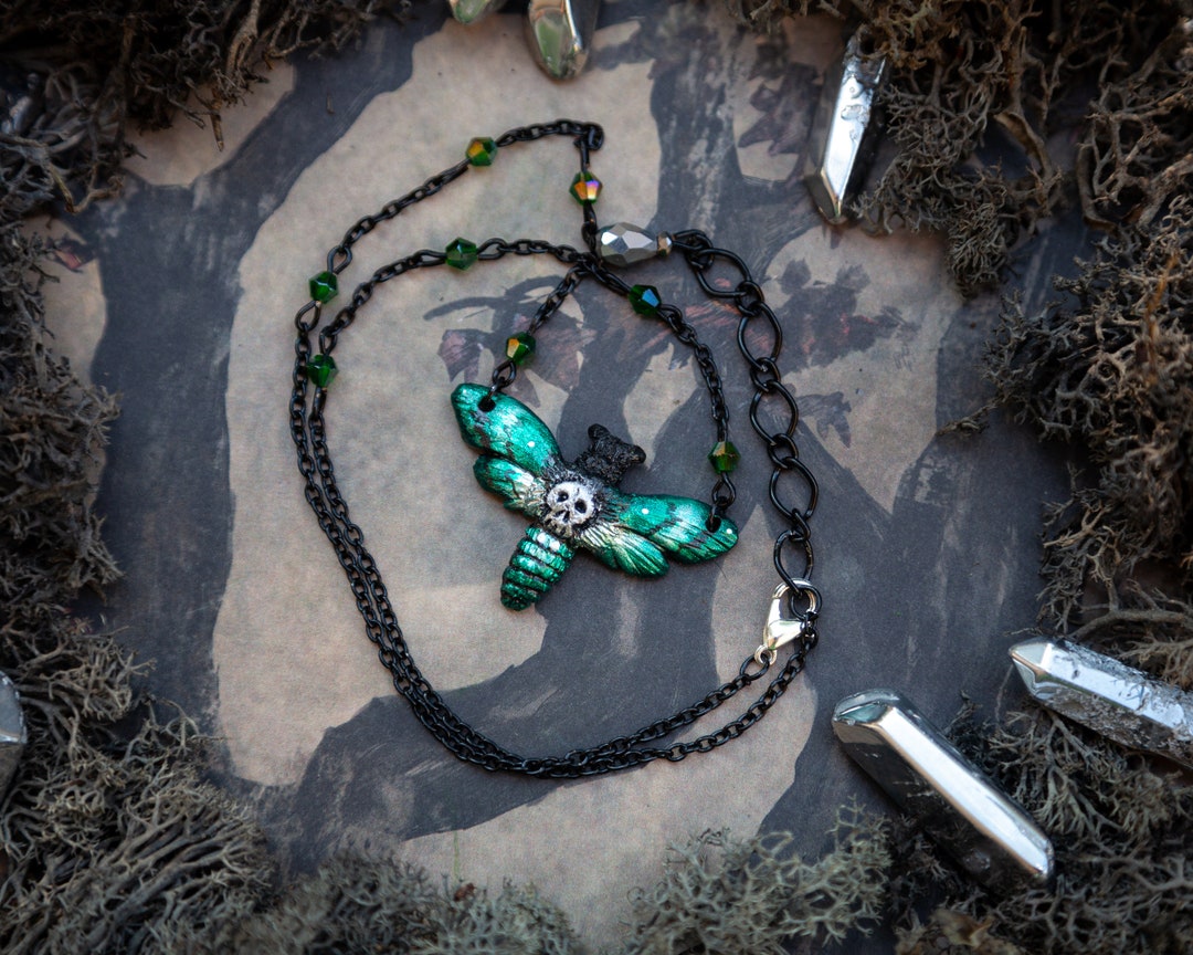Small Death's-head Hawk-moth Necklace Green/silver - Moth Necklace - Etsy