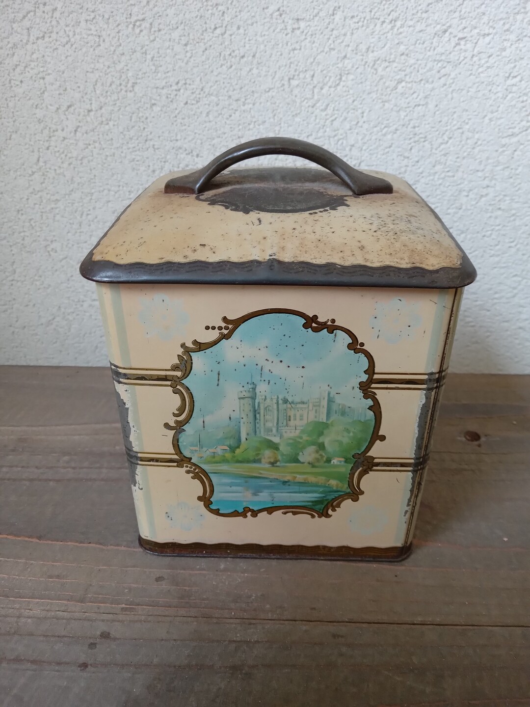 Beautiful Old Box With Castle Decoration, Vintage Box, Metal Box ...
