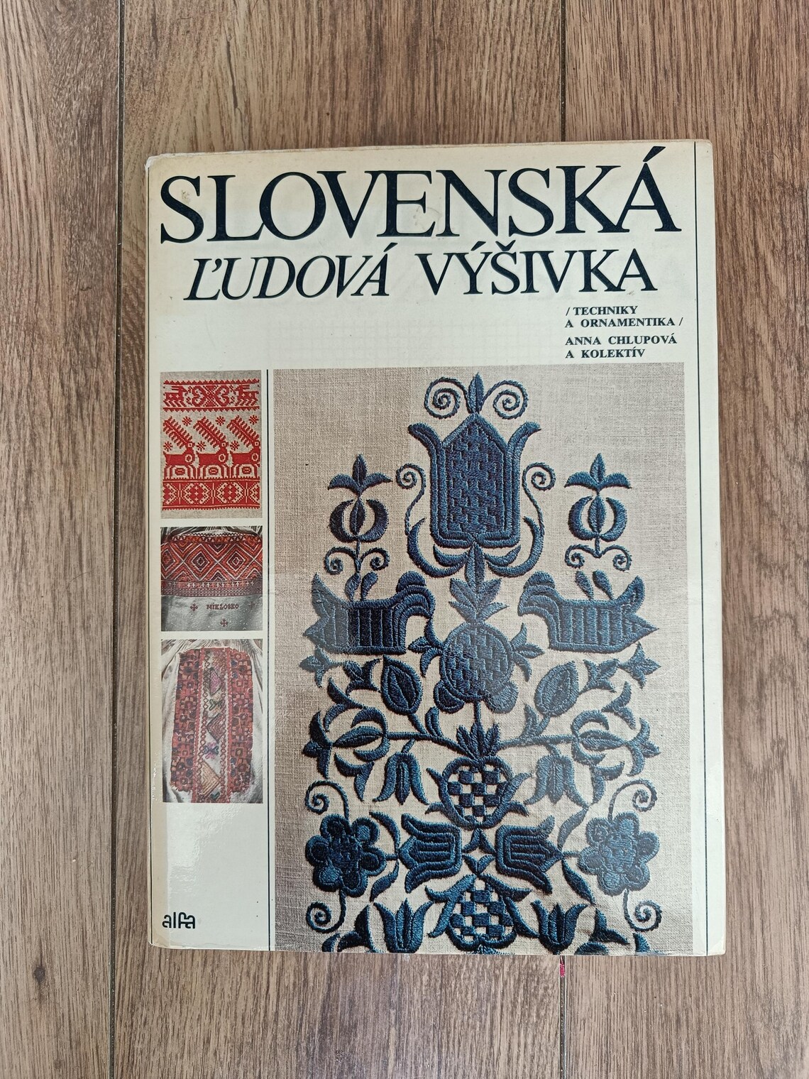 Slovak Folk Embroidery - History Patterns Design - Regional Folk ...
