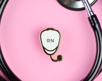 Nurse enamel pin | Etsy
