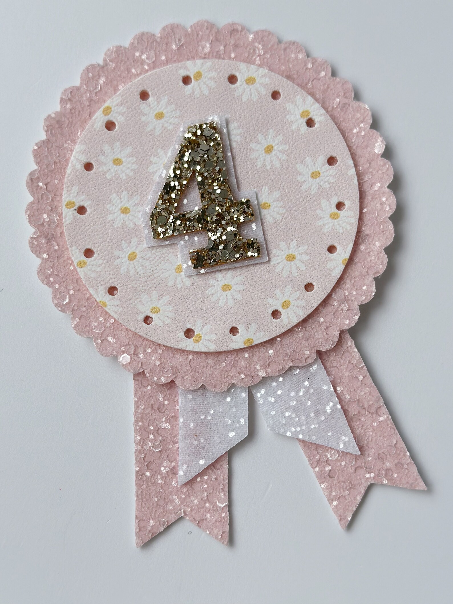 Daisy Birthday Badge, Flower Birthday Badge, Glitter Birthday Badge - Etsy