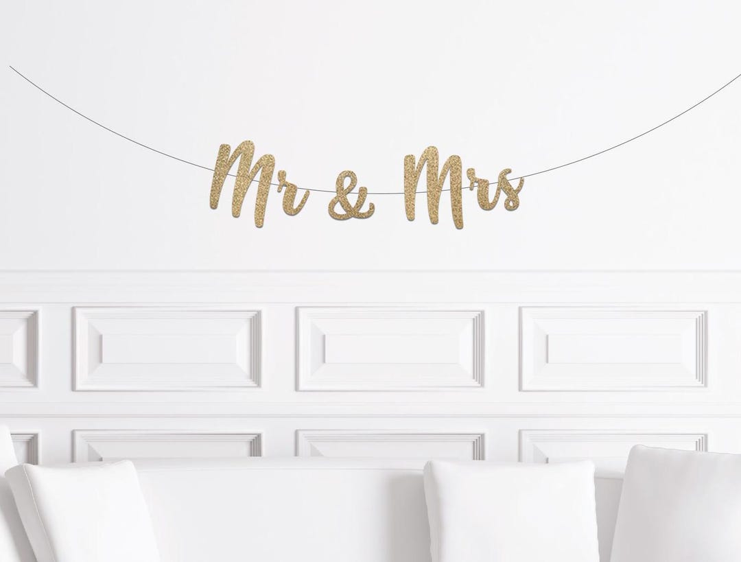 Custom Mr & Mrs Cursive Banner / Gold Glitter Script Wedding Sign ...