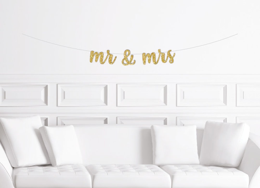Custom Mr & Mrs Cursive Banner / Gold Glitter Script Wedding Sign ...