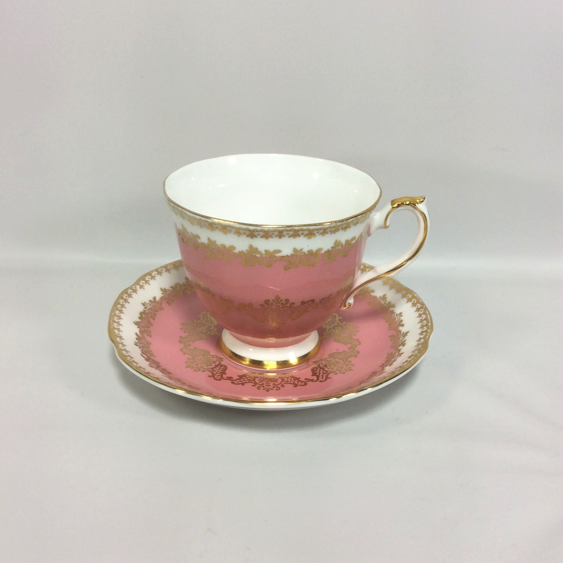 Tea Cups & Sets Home & Living Pretty in Pink tea cup and saucer Drink ...