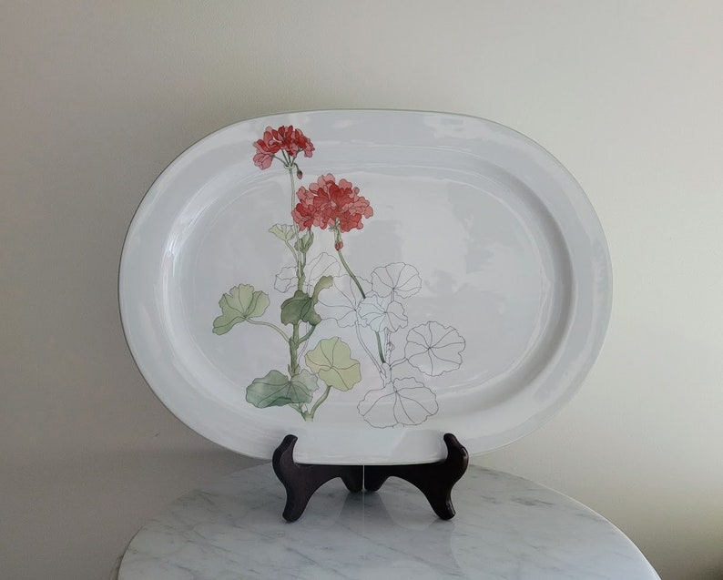 Gorgeous Porcelain Block Spal Portugal Watercolors Geranium Oval ...