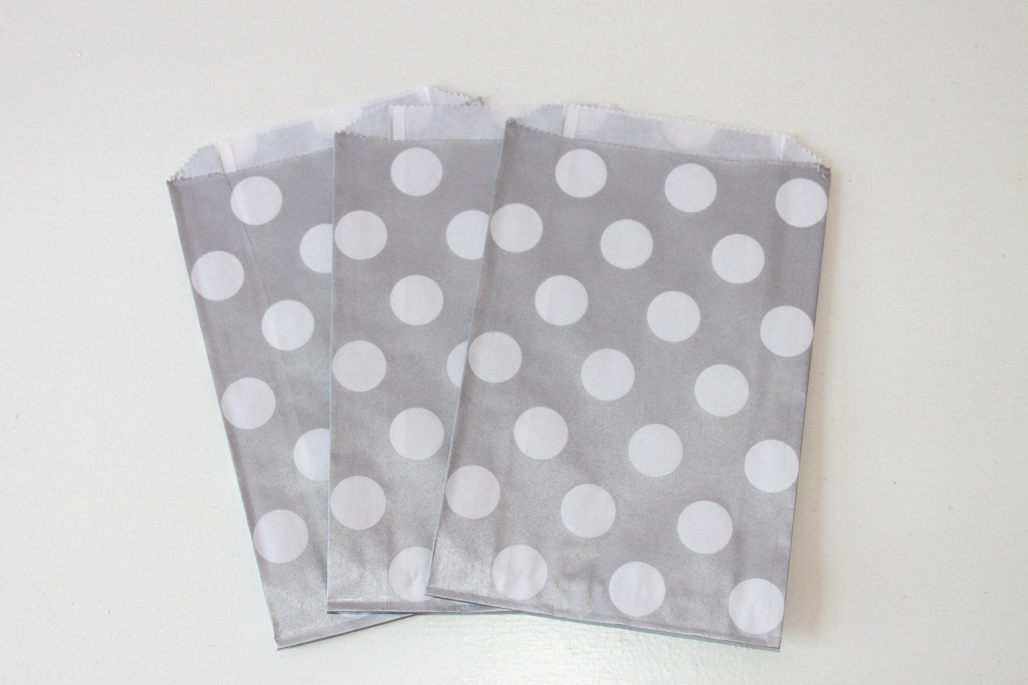 Silver Polka Dot Dinner Plates / Polka Dot Plates / Silver Party Plates ...