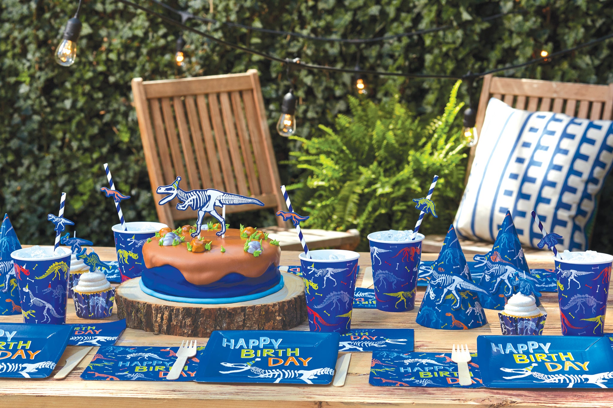 Dinosaur Plates / Dinosaur Party / Dinosaur Birthday Plate / Dinosaur ...