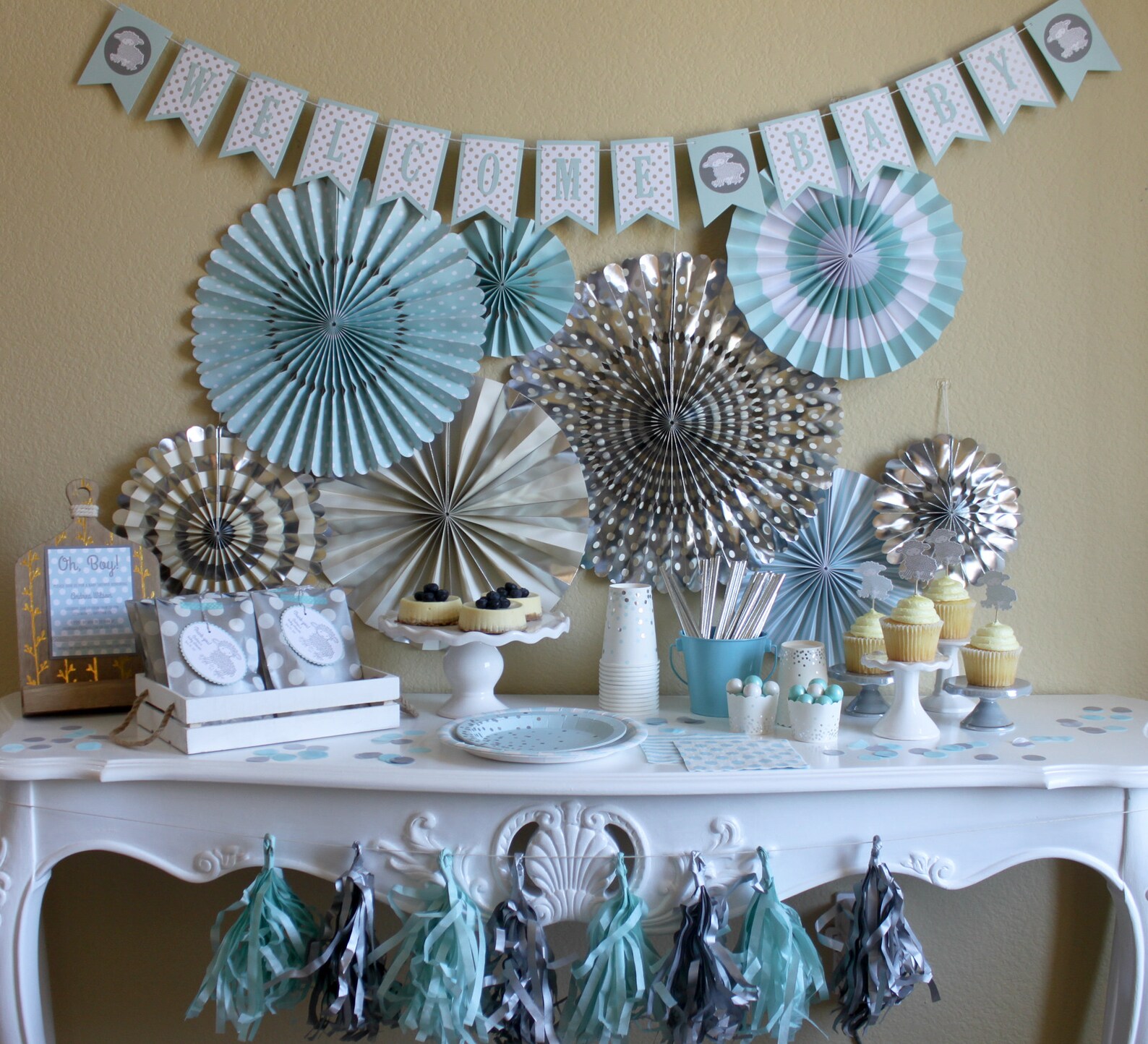 Light Blue Polka Dot Cupcake Wrappers / Cupcake Wrappers / - Etsy