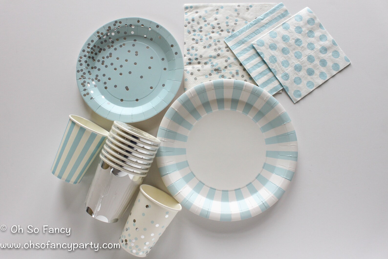 Light Blue Polka Dot Cupcake Wrappers / Cupcake Wrappers / - Etsy