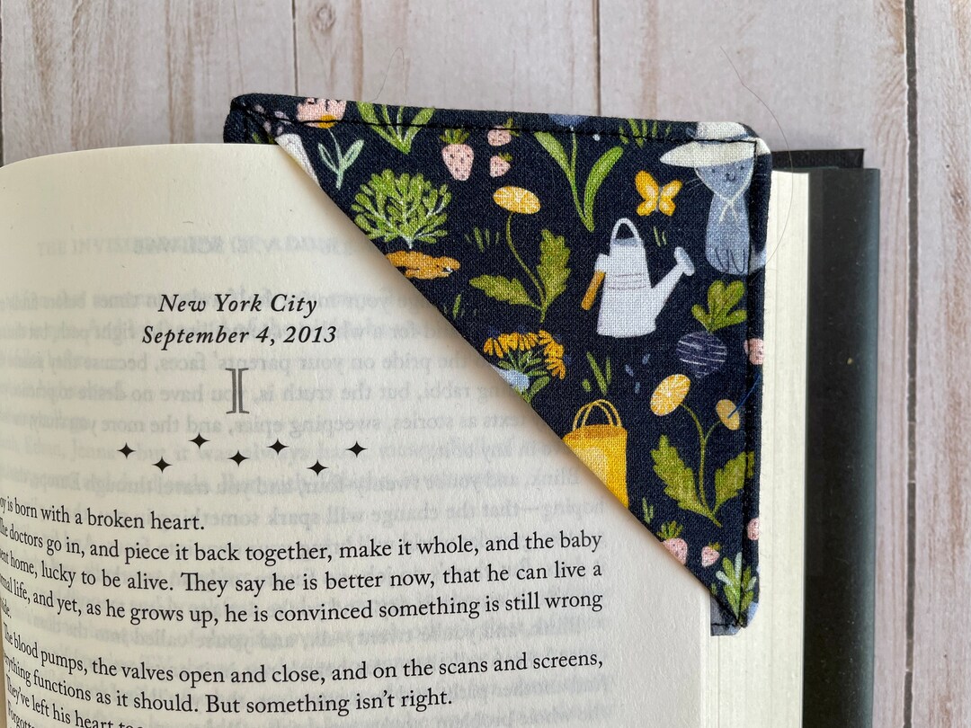 CATS, GARDEN, SPRING, Flowers, Plants Corner Bookmark, Square Bookmark ...