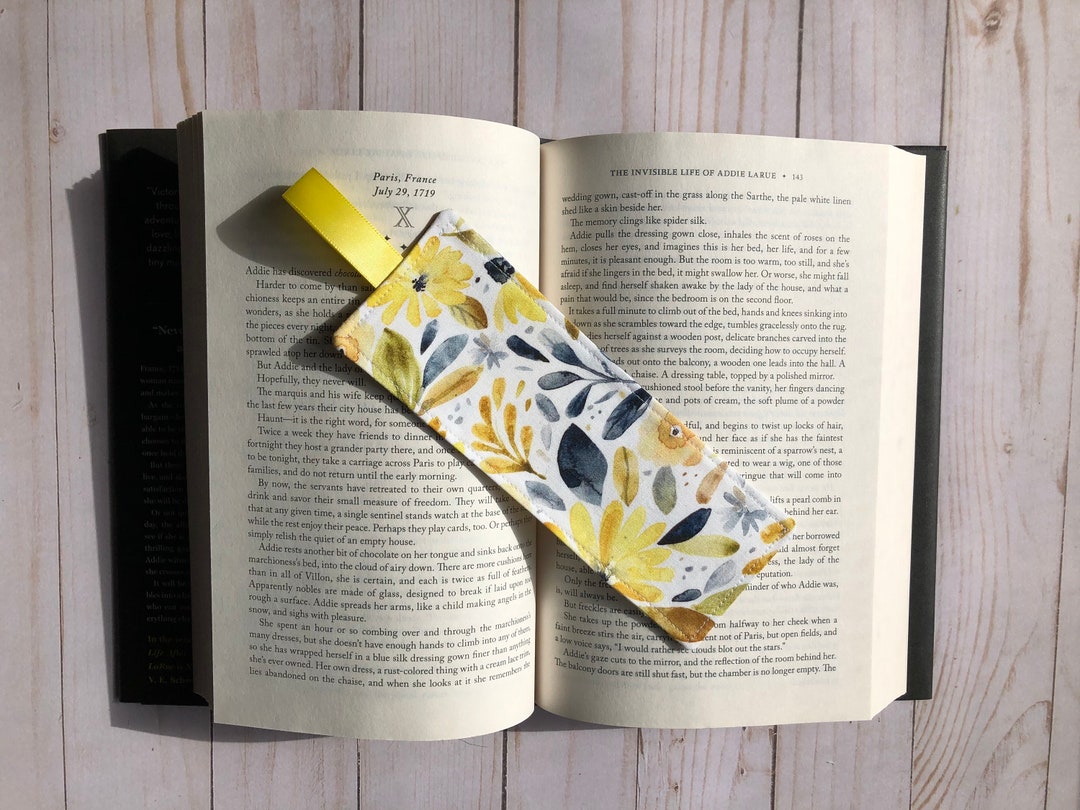 YELLOW FLOWERS, FLORAL, Bee Fabric Bookmark, Bookmark With Tab ...