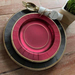 Vintage China Paper Plate Collection. White and Gold or Silver Paper ...