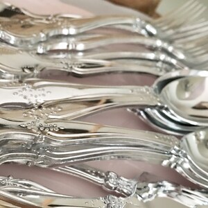 24CT Disposable Heirloom Chateau Utensil Collection. Plastic Wedding ...
